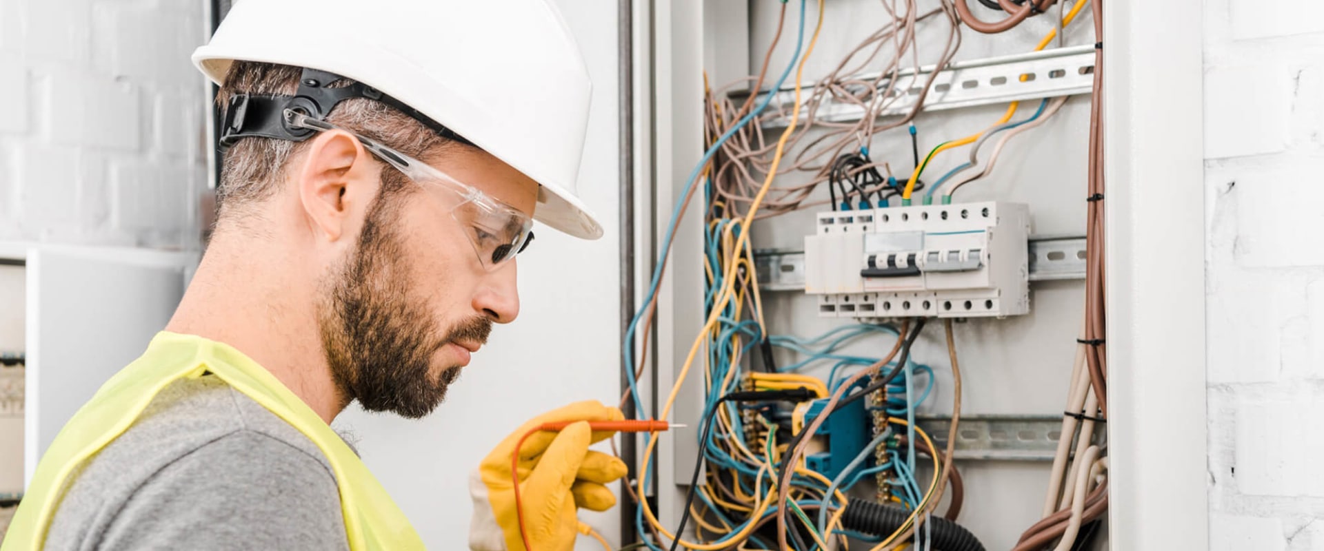 Common Electrical Issues And How A Licensed Electrical Worker In ...